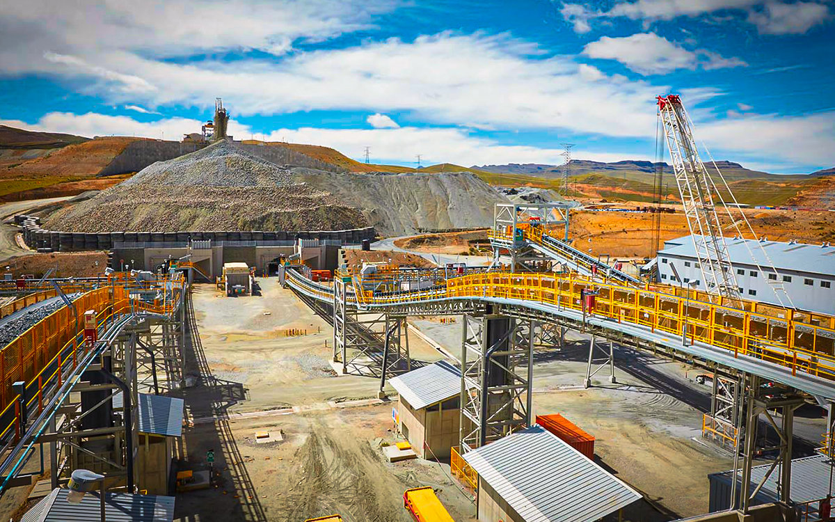Hudbay logra producir 21,710 toneldas de cobre en Constancia y extiende ...